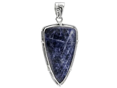 Sodalite Gem Guide and Properties Chart | Gemstones.com
